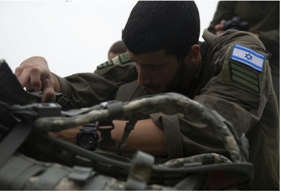 IDF cameramen square off against US 'shooters' in combat photography ...