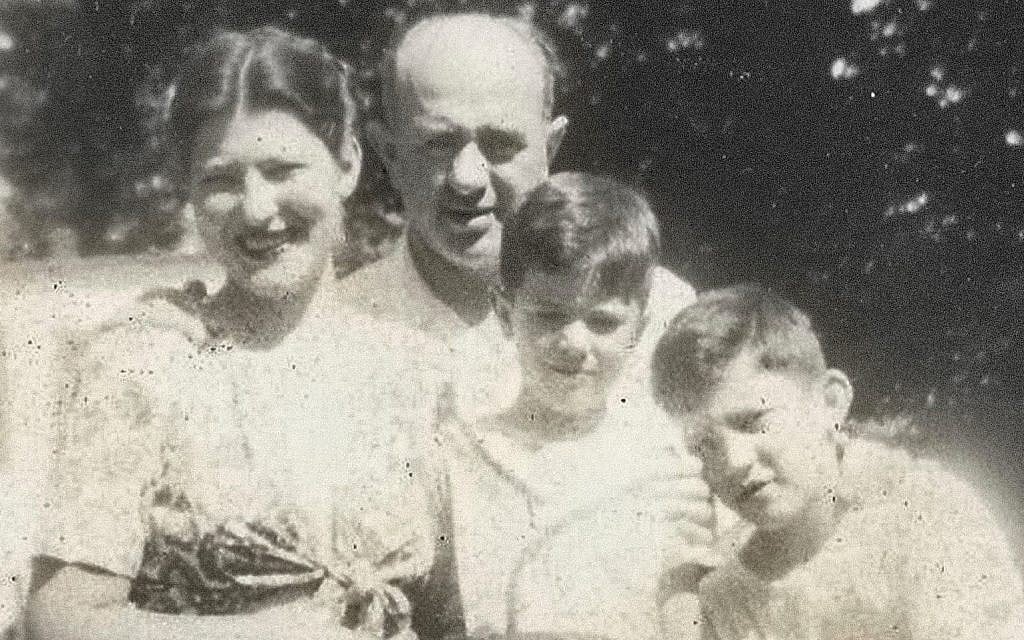 Bernie Sanders' early life in Brooklyn taught lessons, some tough | The ...