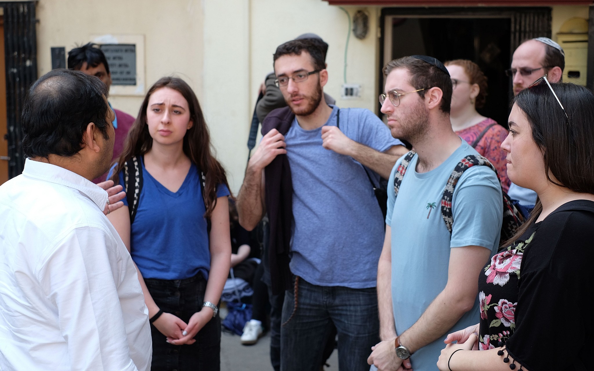 In India, young British Jews struggle to avoid ‘poorism,’ learn how to ...