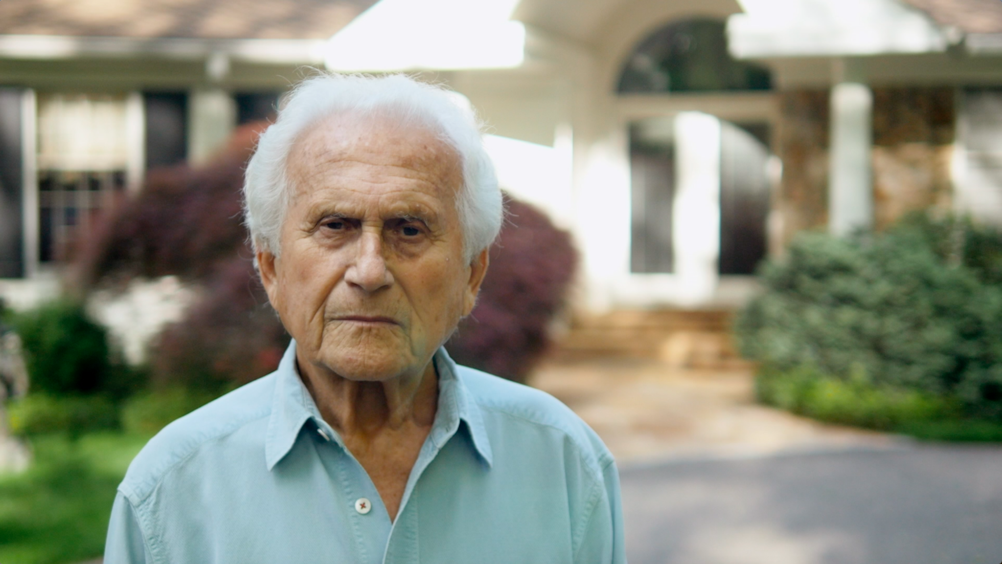 In film, grandfather returns to Sweden to thank post-Kristallnacht ...