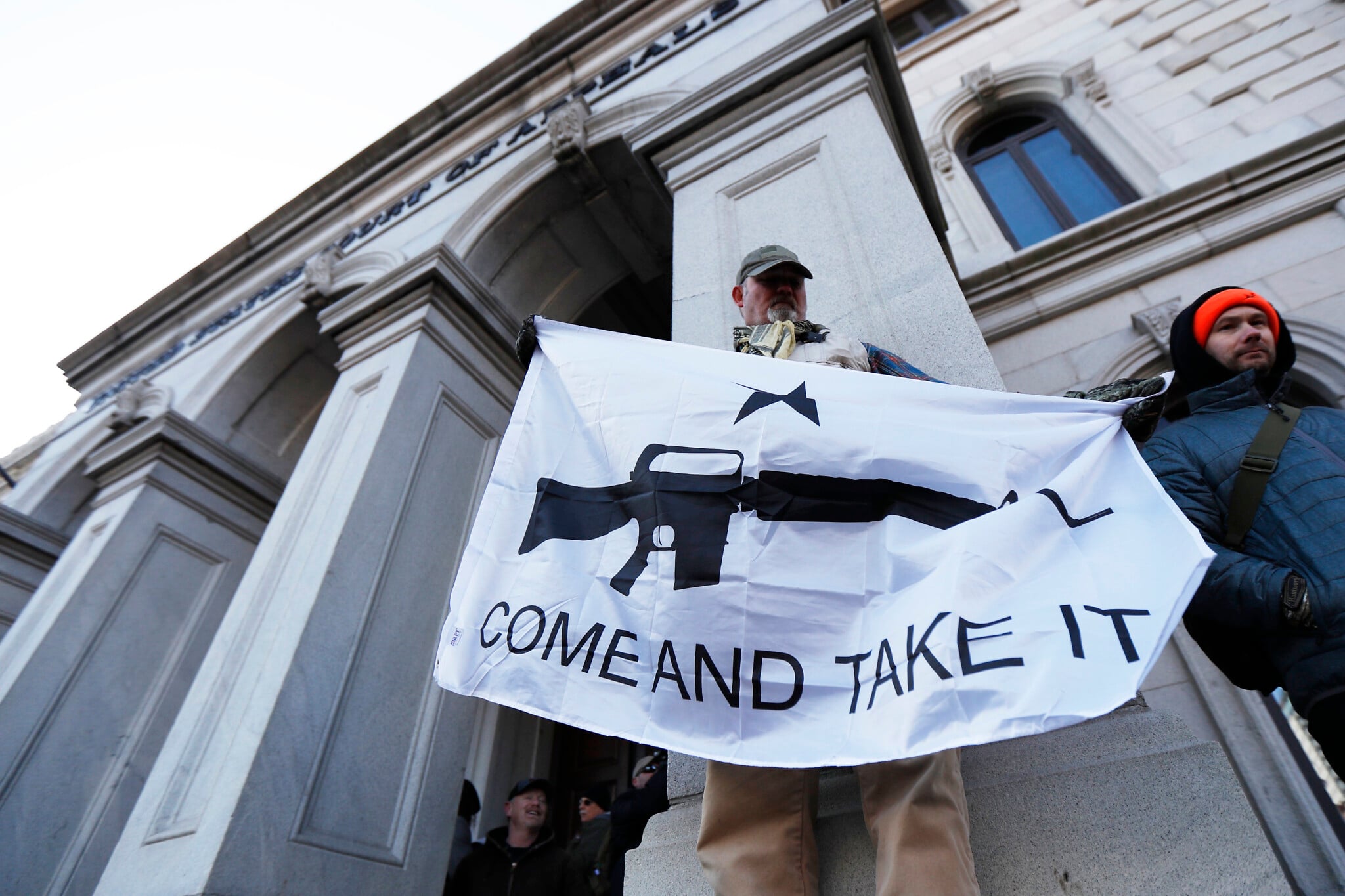 Virginia pro-gun rally draws thousands, ends peacefully | The Times of ...