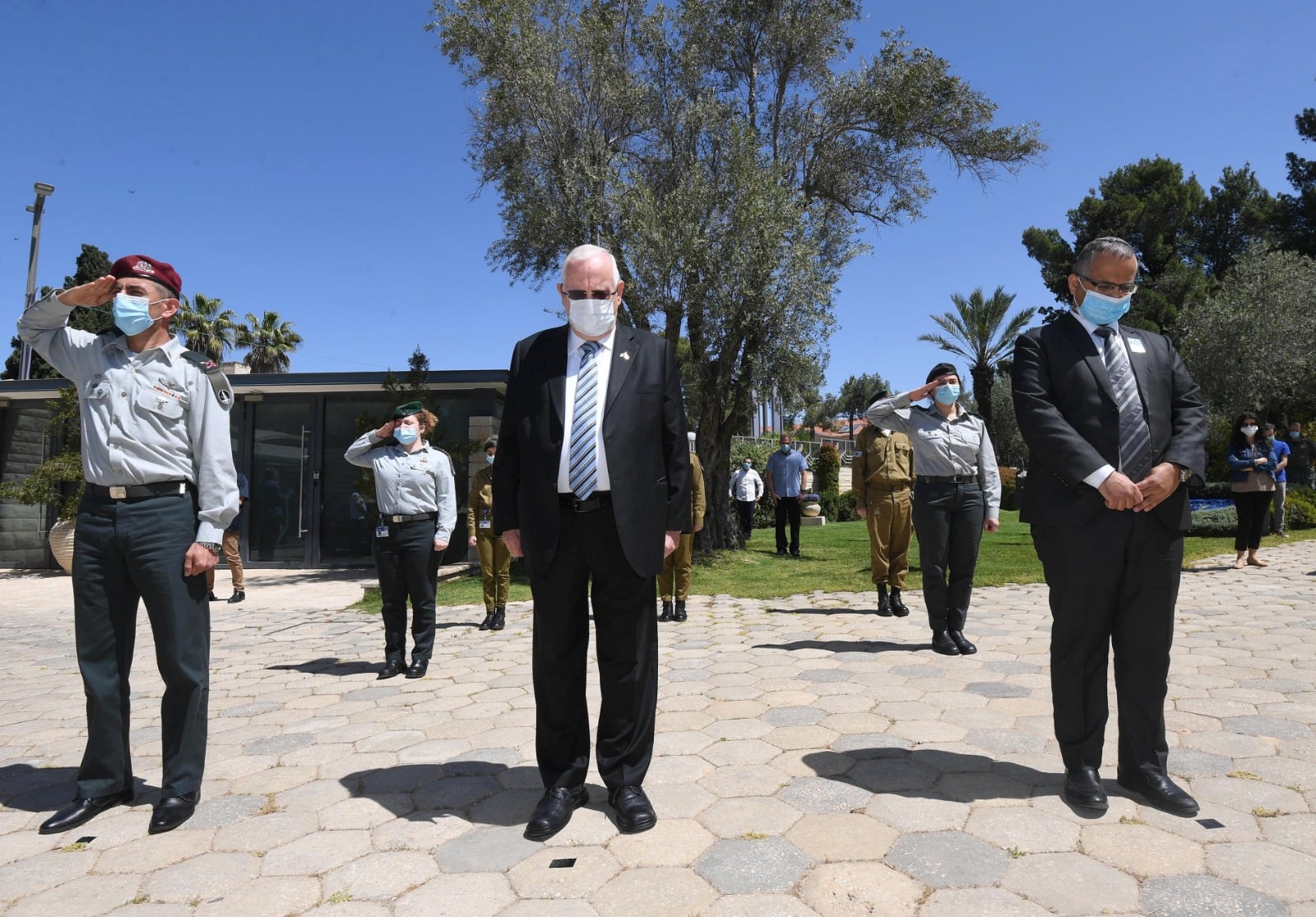 Remembering the fallen: Israelis mark a Memorial Day like no other ...