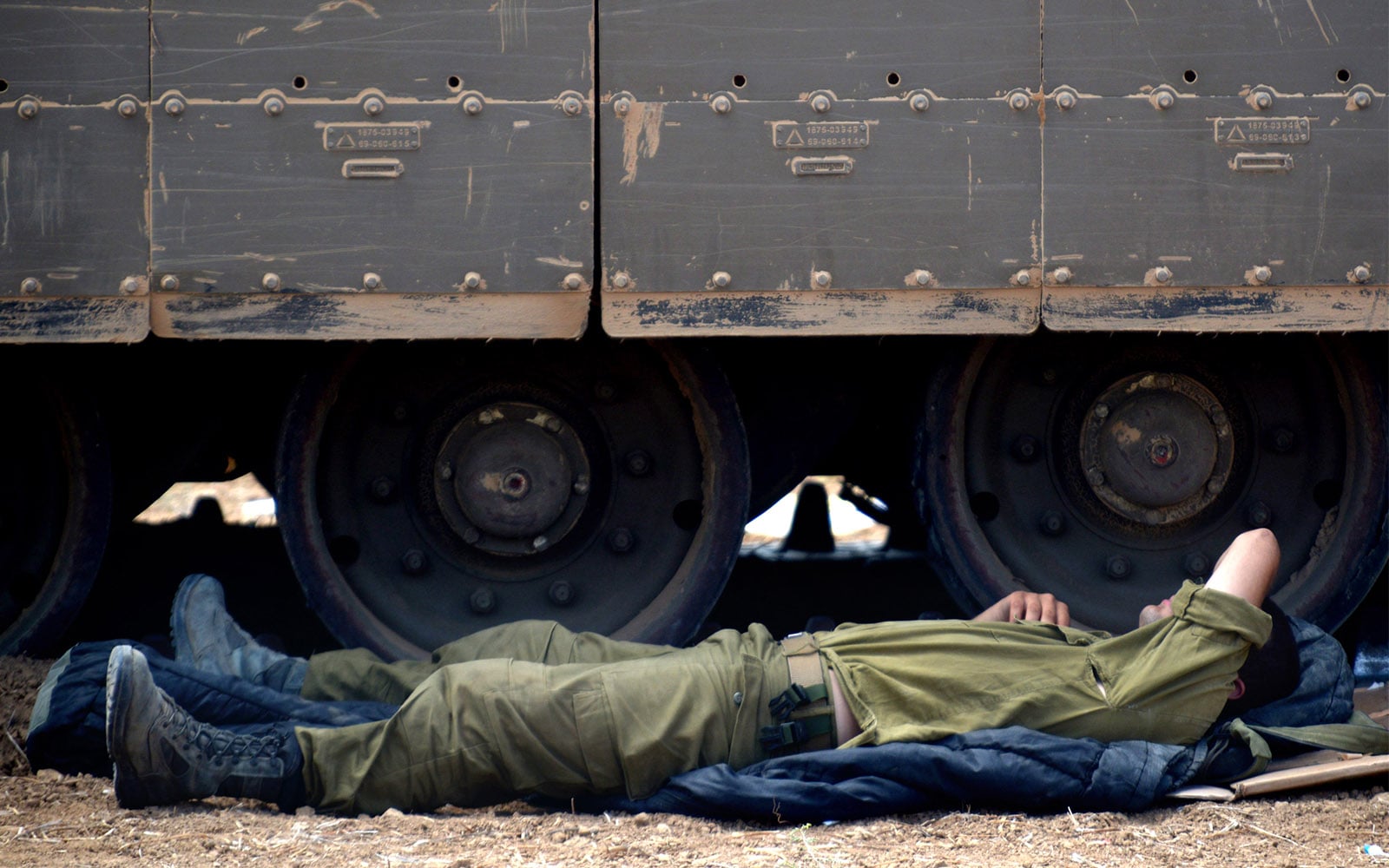 Sleeping in: Army says soldiers entitled to 7 hours of shut-eye per ...