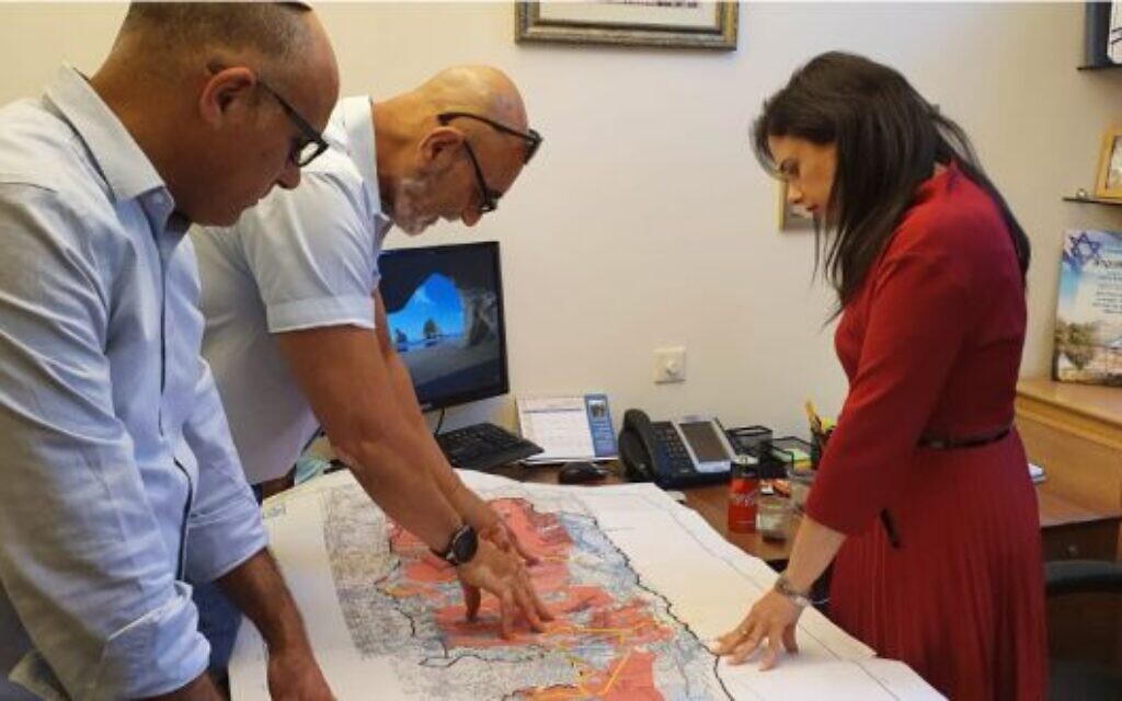 Settler leaders produce map they claim shows Trump plan for Palestinian ...
