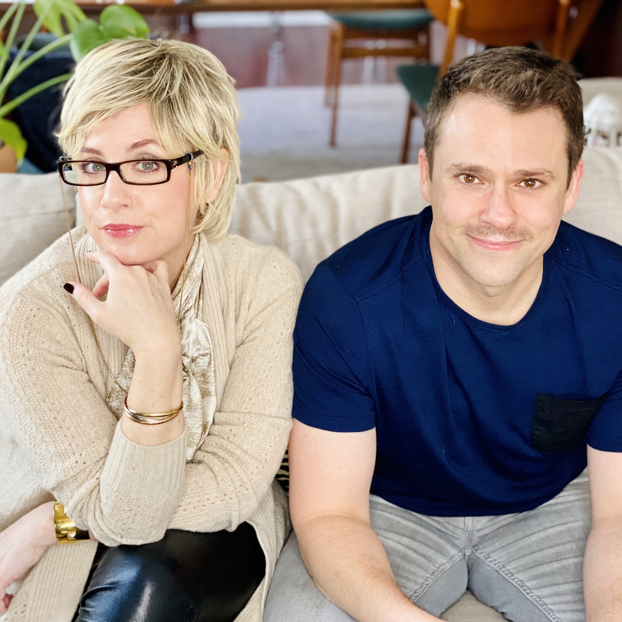 What podcast rhymes with corona and gets under your skin? 'Ronna' stars ...