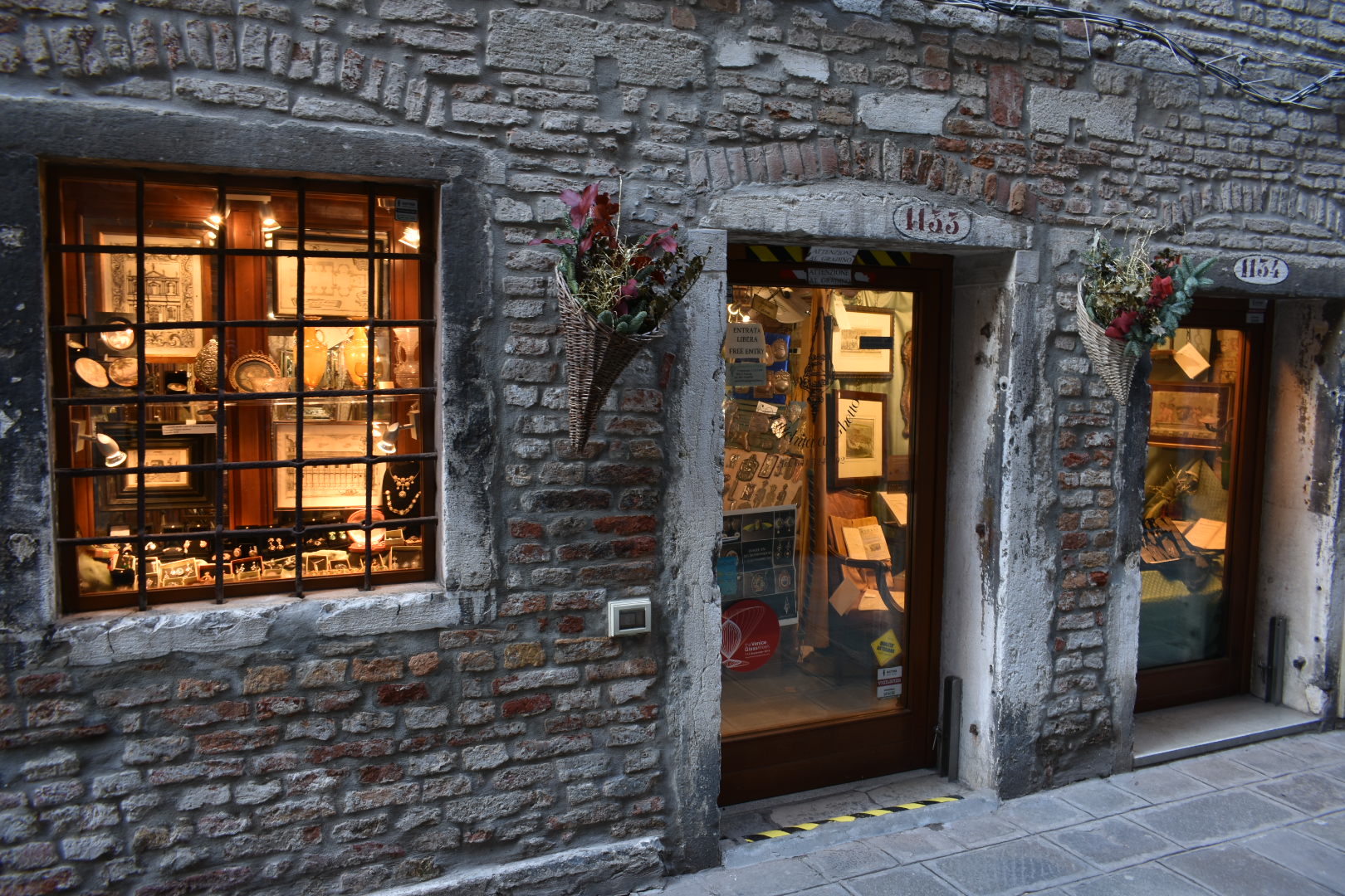 Renovation brings Venice Jewish Museum into future, visitors into 16th ...