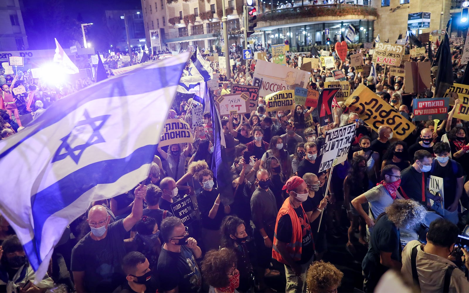 Some 15,000 protest against Netanyahu in Jerusalem; may be largest ...