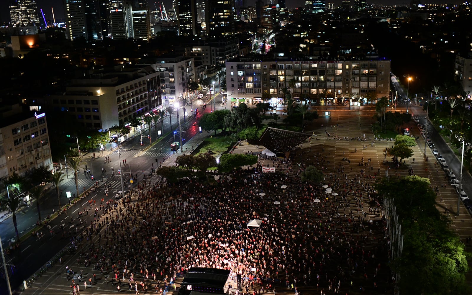 Hundreds protest sexual violence in Tel Aviv in response to alleged ...