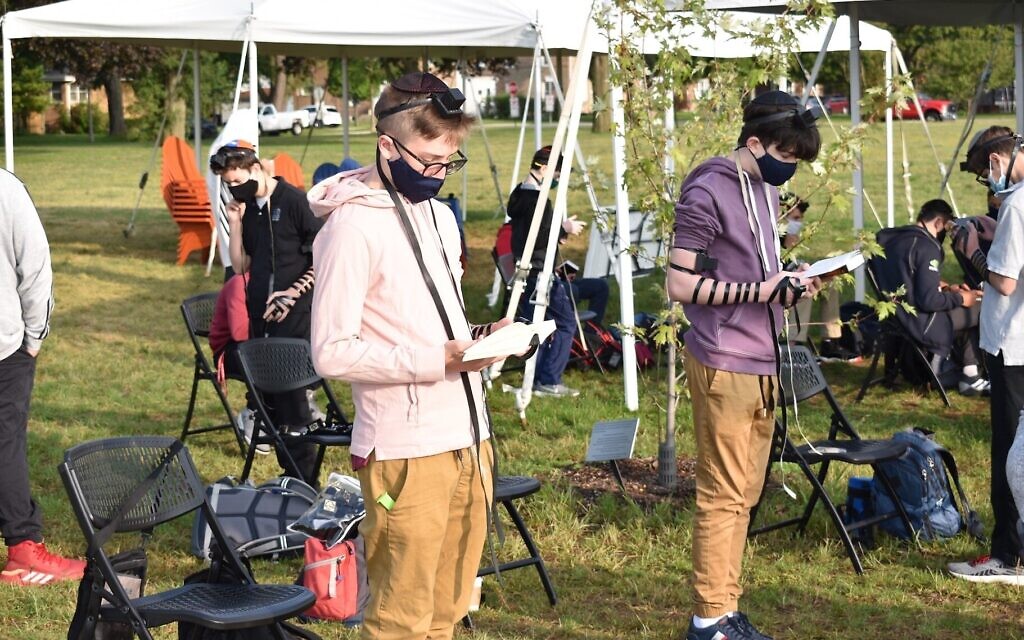 Chicago Jewish community battered by 2nd wave of COVID is 'pumping its ...