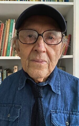 Fate has starring role in Holocaust-surviving illustrator's memoir for ...