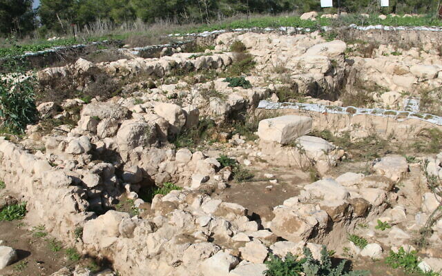 Tour 'King David's onetime home,' the 10th century BCE biblical city of ...