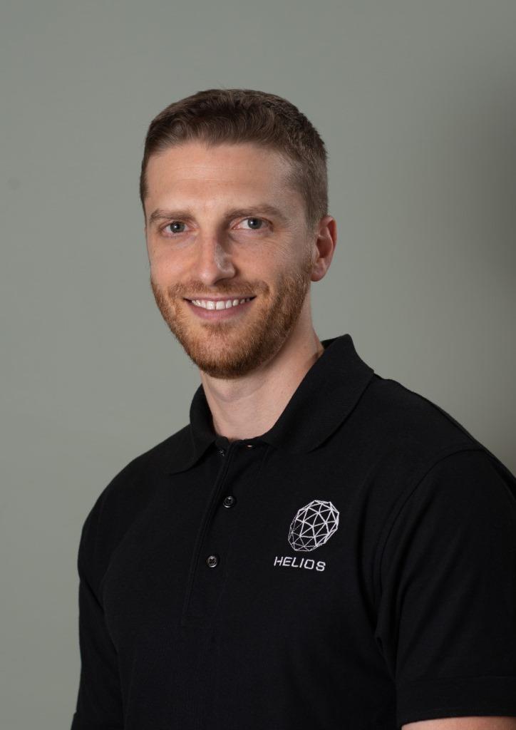 Israeli pens plan for belt of solar panels on moon to power oxygen ...