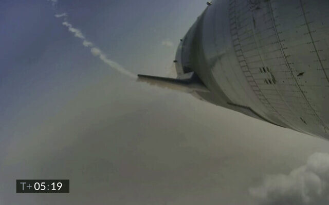 Touchdown! SpaceX launches, lands Starship in first successful flight ...