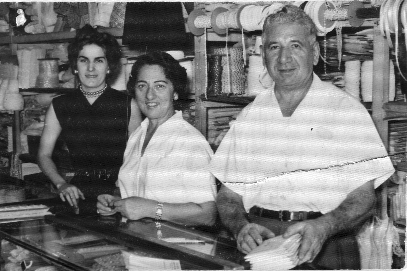 Based on grandmother's heroic tale, author shows 1930s Cuba as haven ...