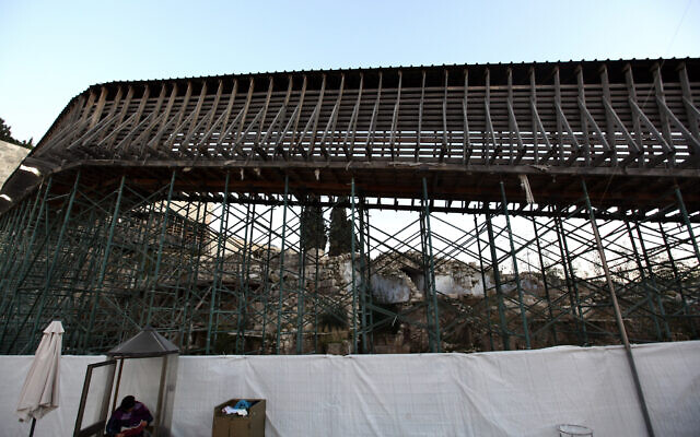 Bridge for Jews entering Temple Mount in immediate danger of collapse ...