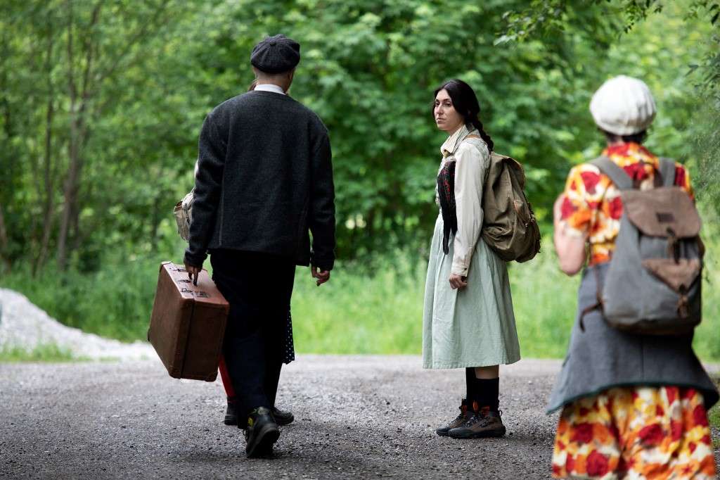 Austrian theater group reenacts a post-Holocaust escape in the Alps ...