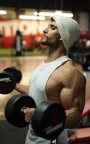 Israeli natural bodybuilder pumped to receive silver medal at world ...