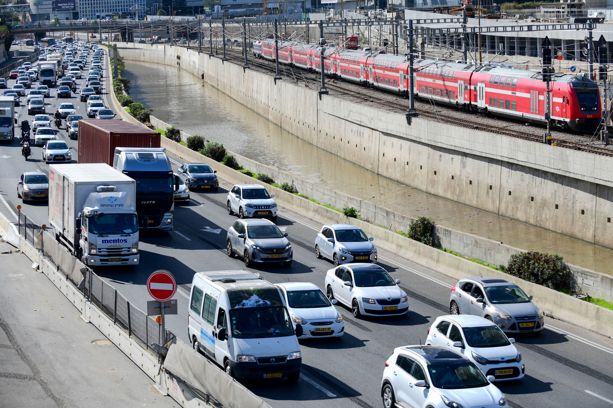 Daily Briefing Dec. 9 - Traffic jams are driving Israelis crazy | The ...