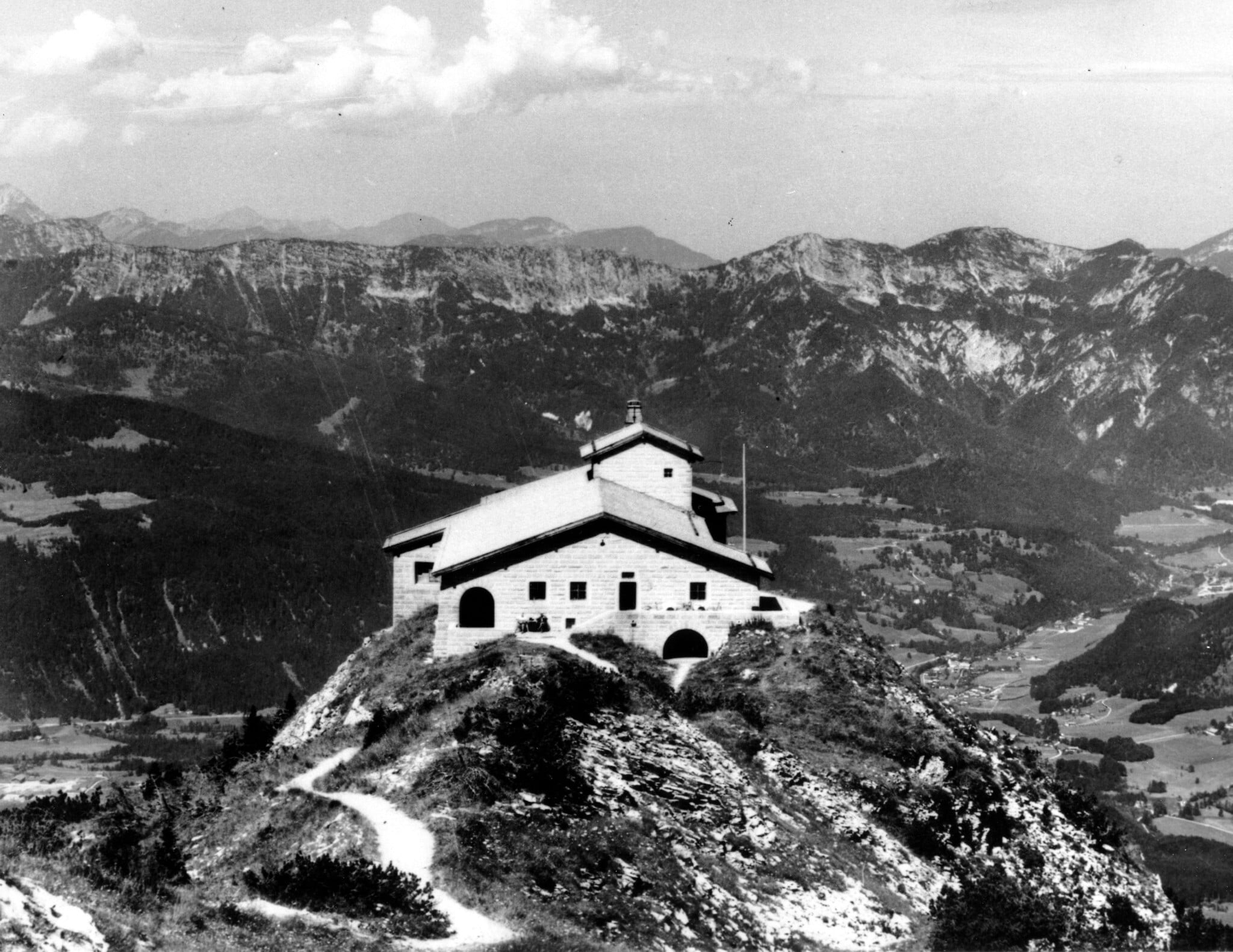 Marrying at Nazis' old resort, Alan Feldstein's life was a ‘middle ...