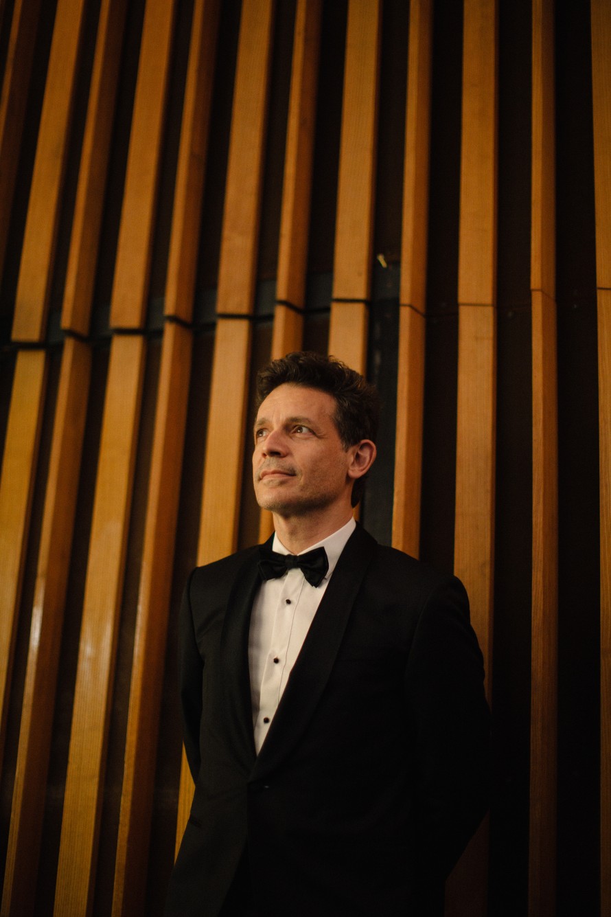 Espionage tangos with terror in Amazon series about Argentina's ...