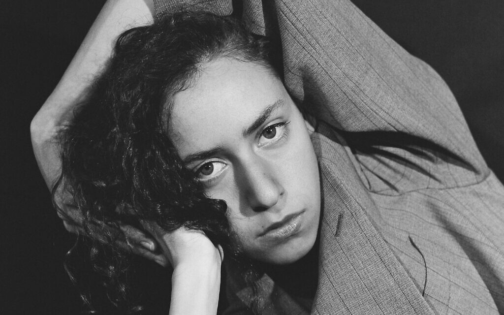 After walking high-fashion runways, model Lior Cole reads Torah with ...