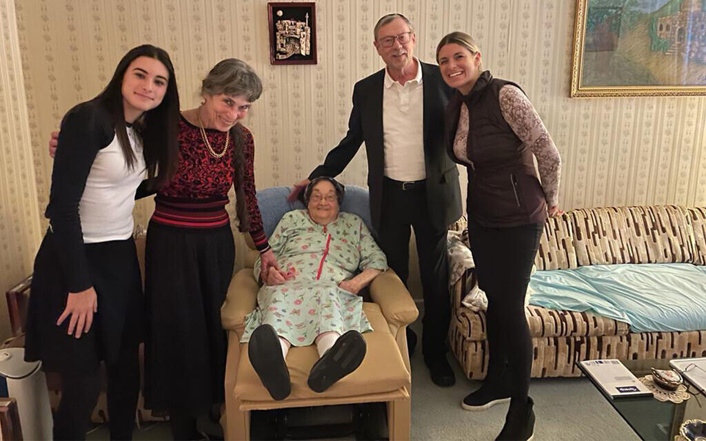 Survivor who married her pre-war flame 50 years after Auschwitz turns ...