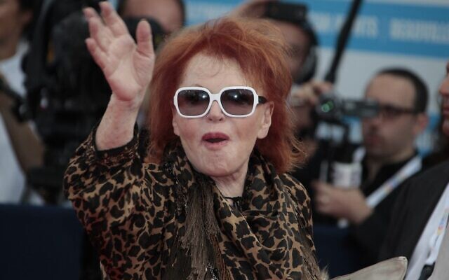 Regine, legendary French-Jewish singer who 'invented the discotheque ...