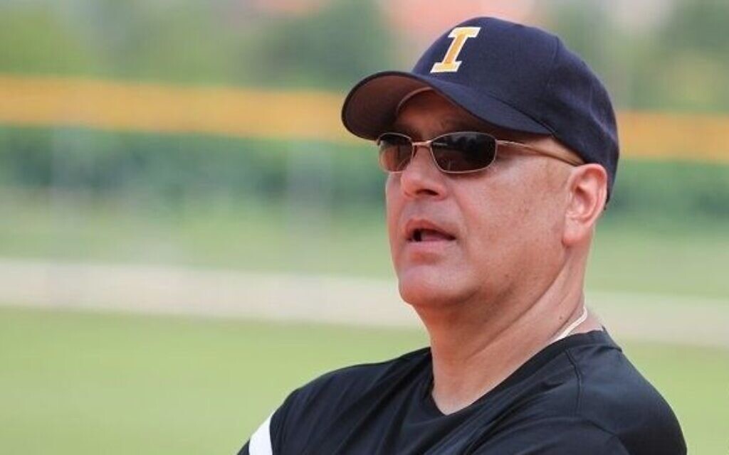 US-Israeli former cop busts into sabra sports and gets identity shock ...