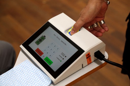 Polls open in Brazil for polarizing Bolsonaro-Lula presidential runoff ... Polls open in Brazil for polarizing Bolsonaro-Lula presidential runoff ...