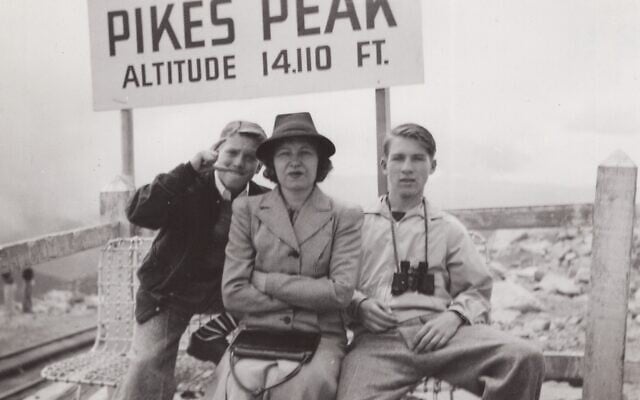 14 years after his death, megastar Paul Newman's memoir is a portal ...