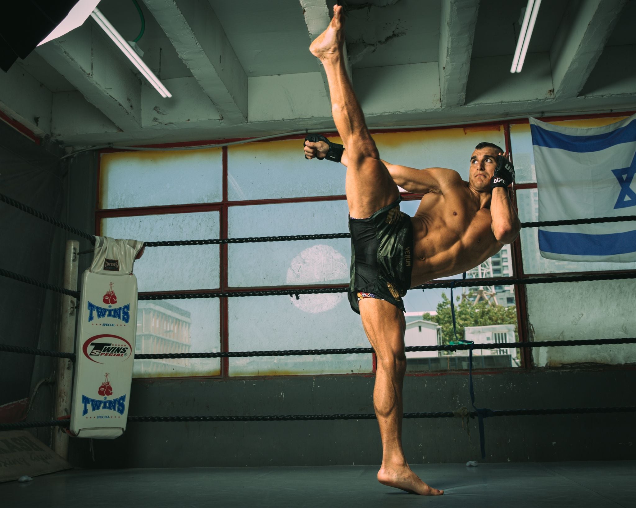 UFC's only Israeli fighter believes all Jews ‘should know how to defend ...