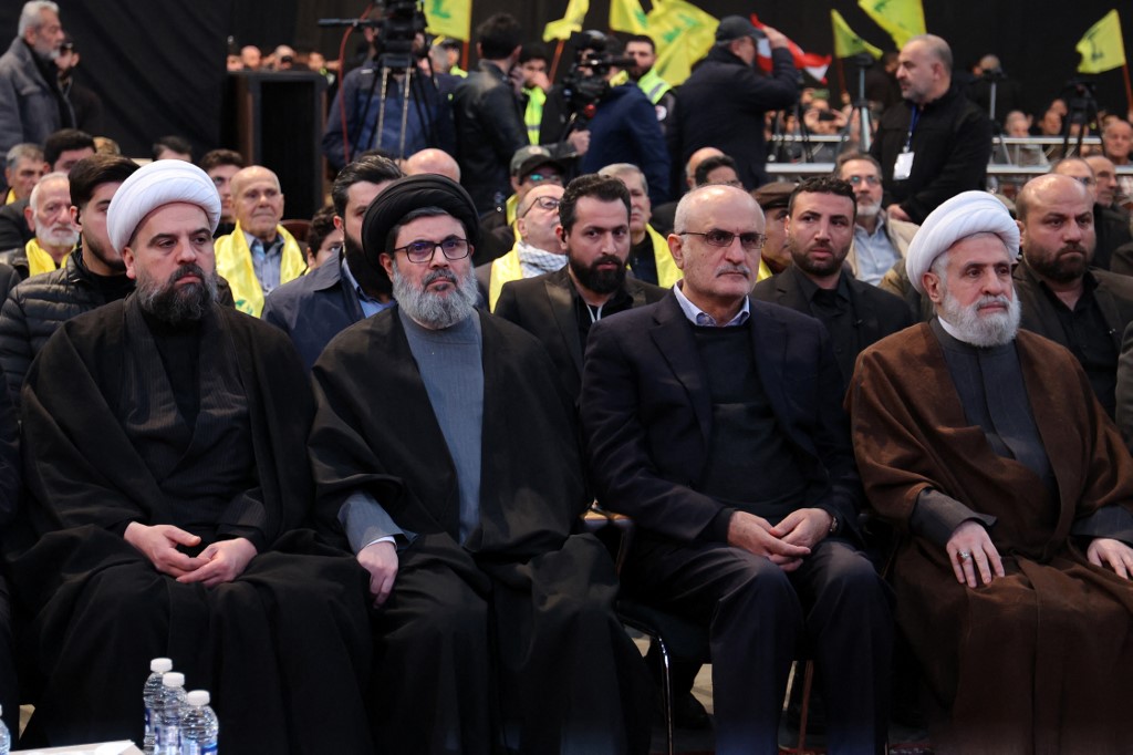 Gleefully picking up on Herzog warning, Nasrallah says Israel tearing ...