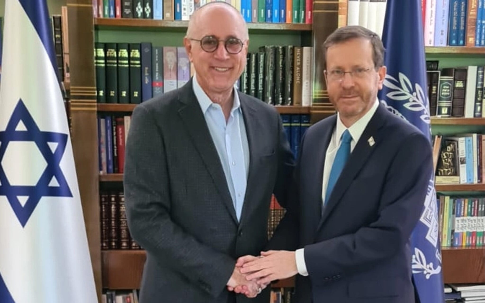 American rabbis, contending with new Israeli government, weigh ...