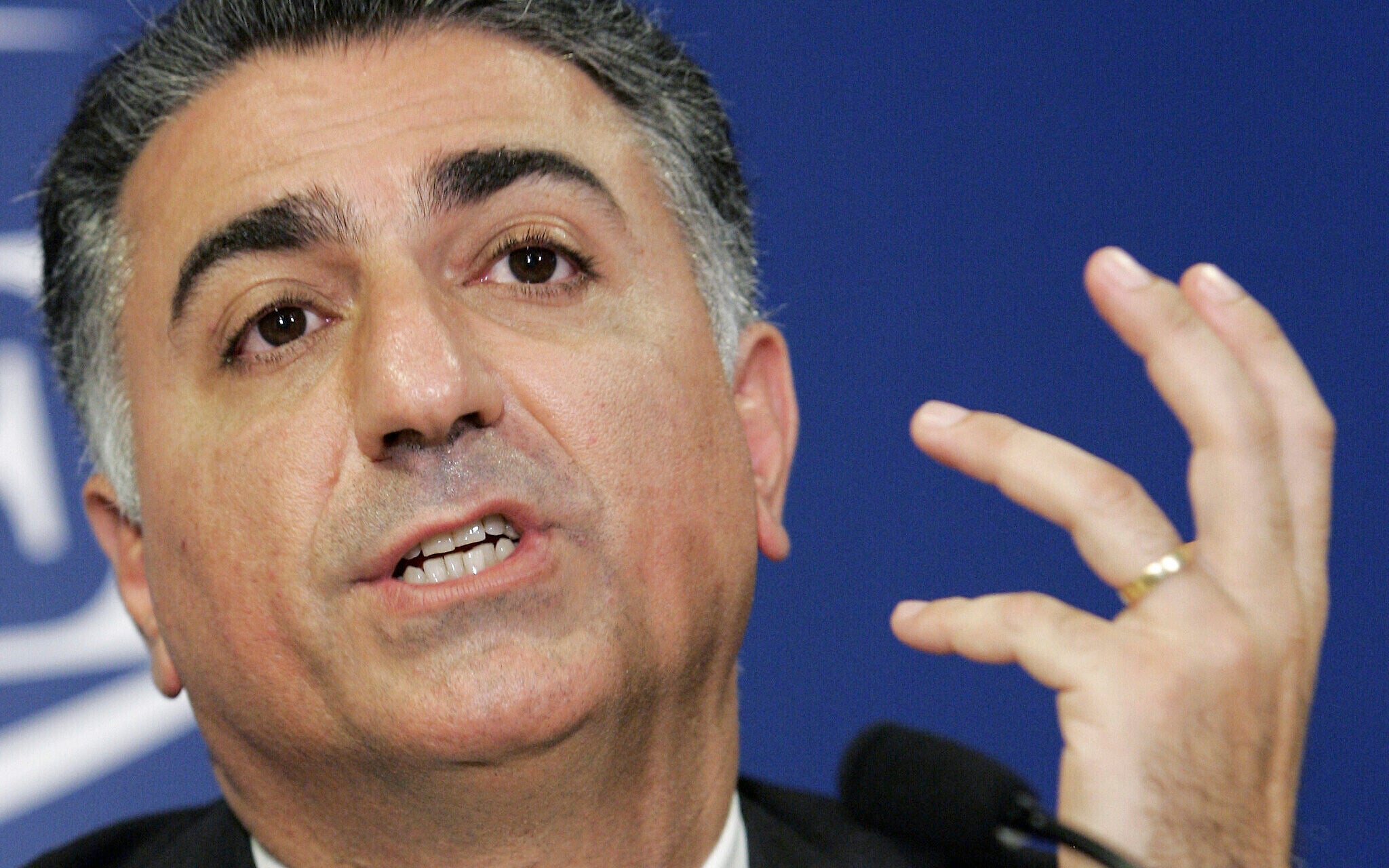 Iran's exiled crown prince Pahlavi takes on leading role urging ...