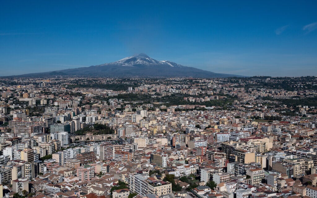 With 1st rabbi in 500 years, Sicily's Jews fight for mainstream Jewish ...