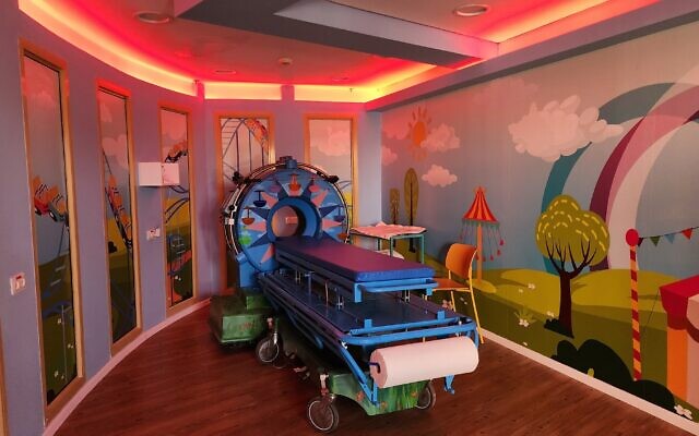 With color and fun, hospital helps young patients prepare for MRIs and ...