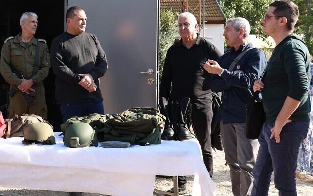 More southern towns get weapons and combat equipment to help defend ...