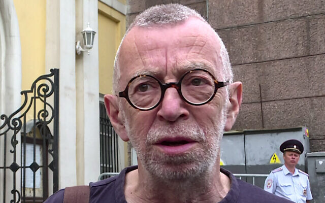 Russian dissident poet Lev Rubinstein, 76, dies of injuries after being ...