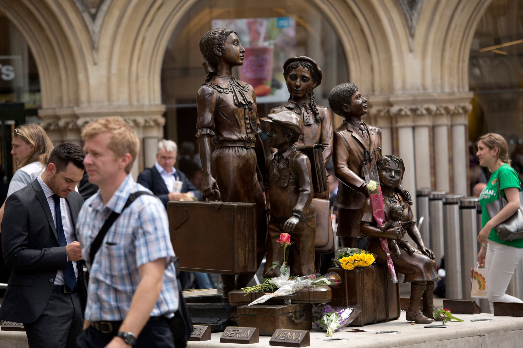 ‘One Life’ stars Anthony Hopkins as Nicholas Winton, who saved Jewish ...