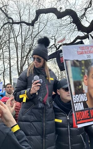 '100 black days': NY's Central Park hosts rally in support of hostages ...