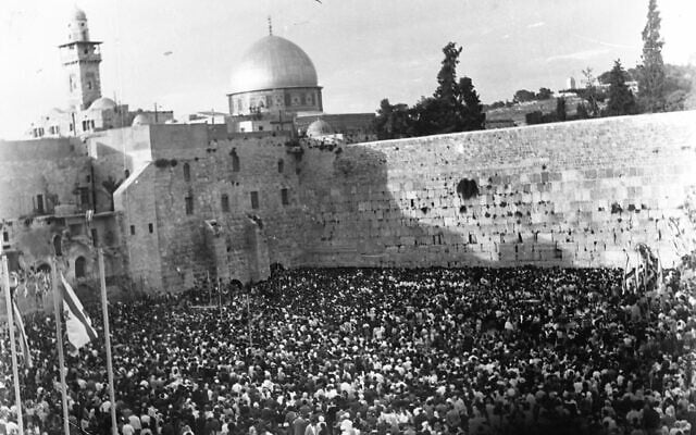 Rediscovering Jerusalem: Journalist releases new edition of Six Day War ...