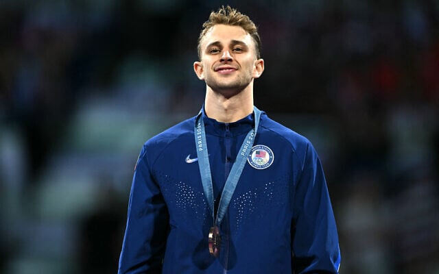 Nick Itkin becomes first Jewish fencer to win medal in Paris, taking ...