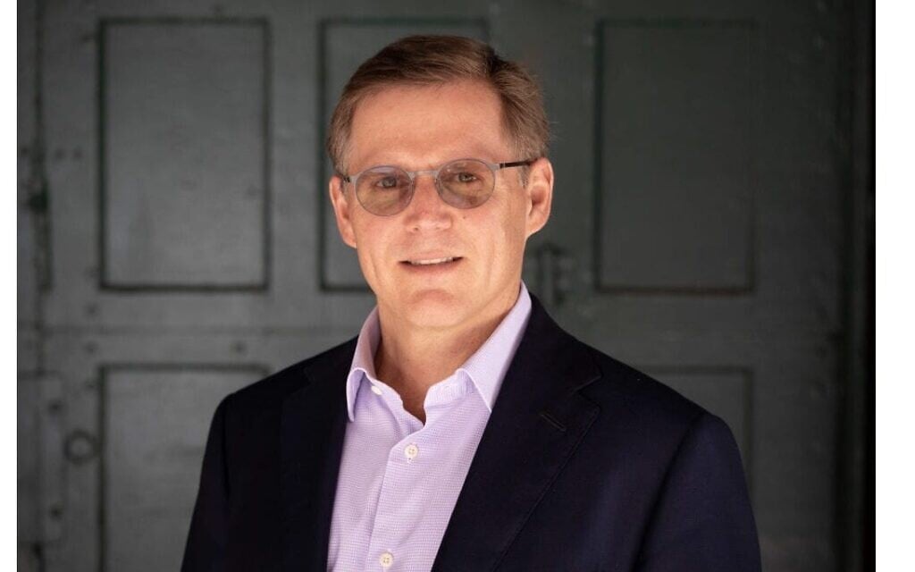 Spurning alma mater UPenn over response to antisemitism, benefactor ...