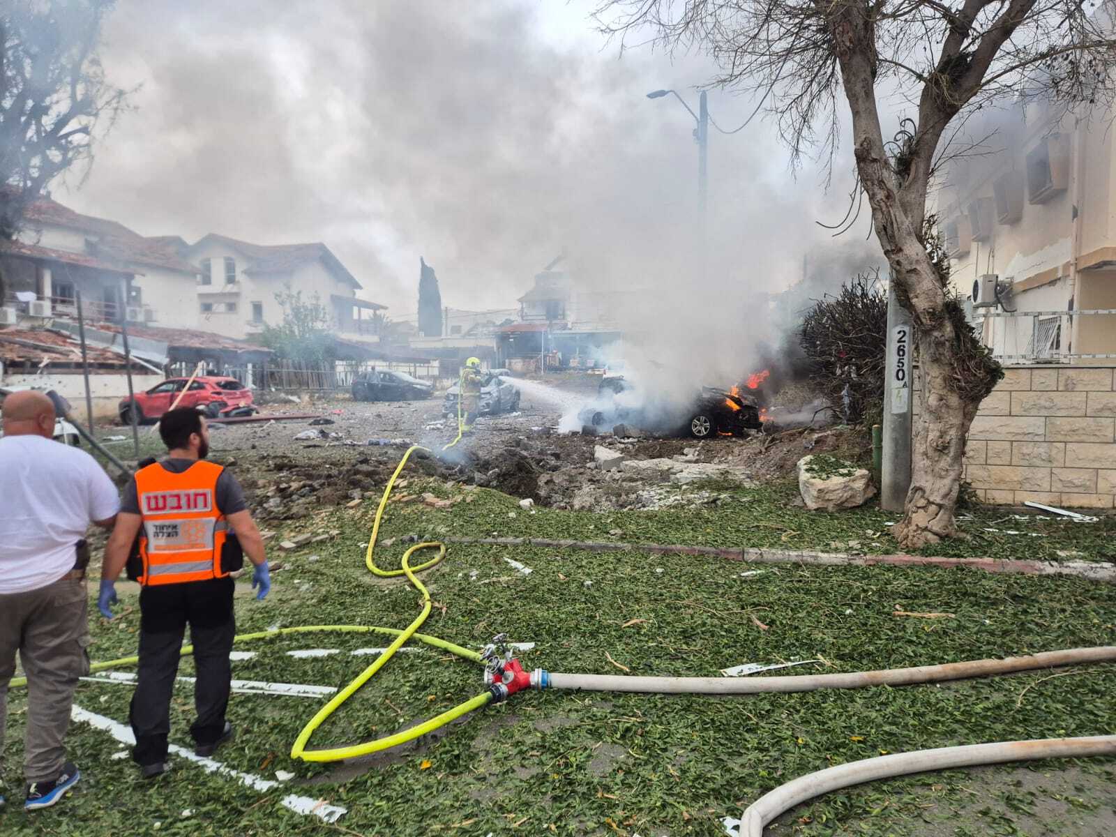 Several Israelis hurt by relentless Hezbollah fire as 250 rockets fired ...