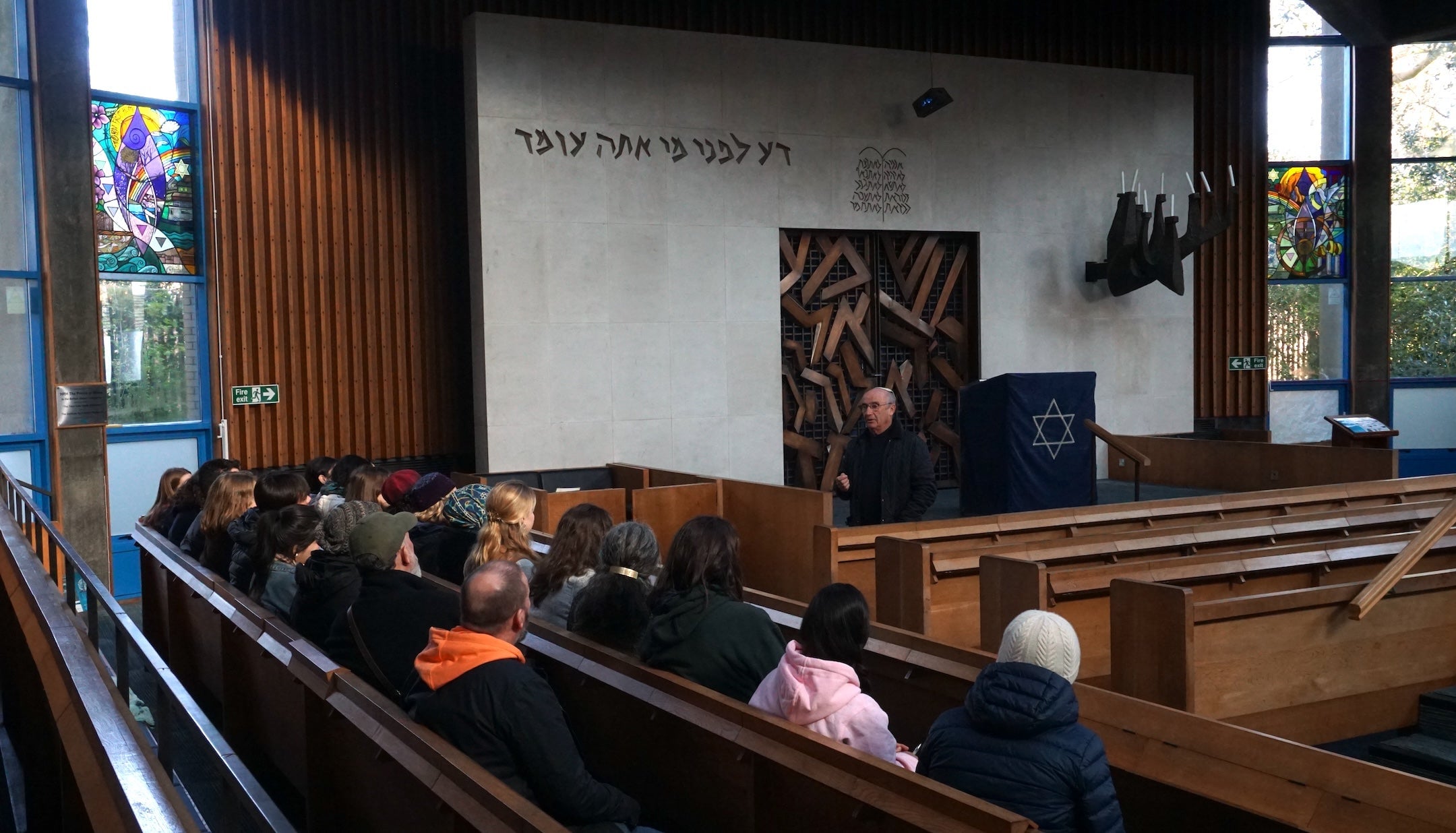 Northern Ireland’s lone synagogue staves off decline by engaging ...