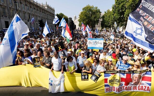 Progressive rabbis booed off stage at UK hostage rally after backing ...