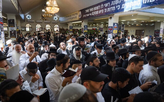 Tens of thousands of Israeli pilgrims head to Ukraine to mark Jewish ...