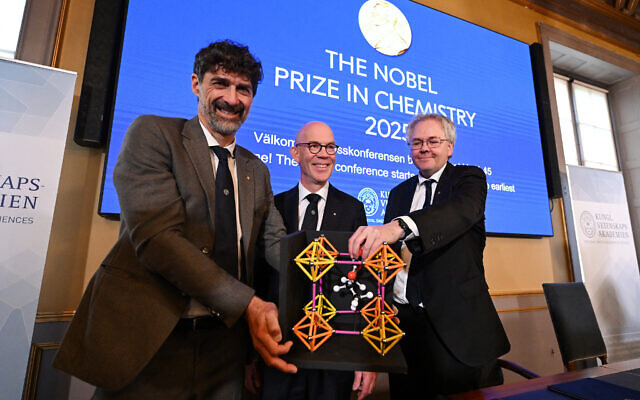 US scientist of Palestinian descent among three winners of Nobel prize for chemistry | The Times ...
