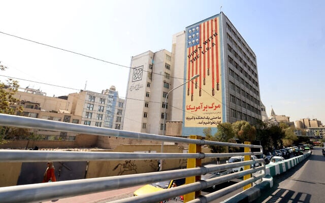 Donde puedo ver el video de la reina del arroz con pollo