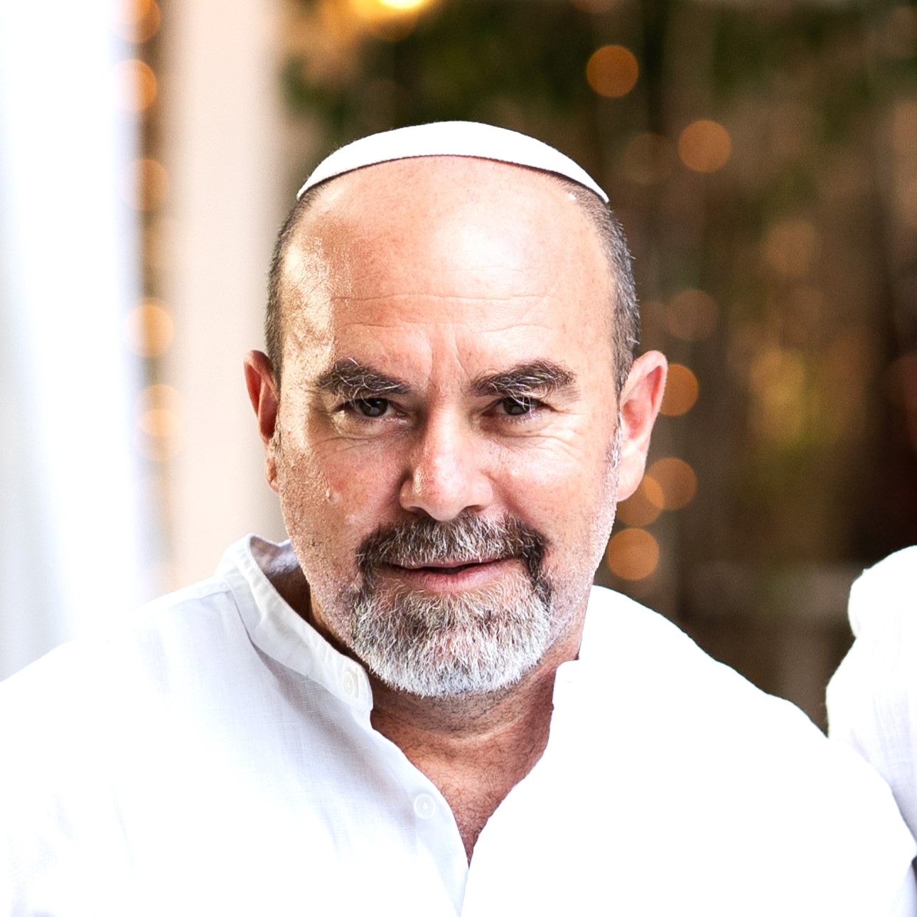 Along the Syria and Lebanon borders, skeptical residents embrace peace ...